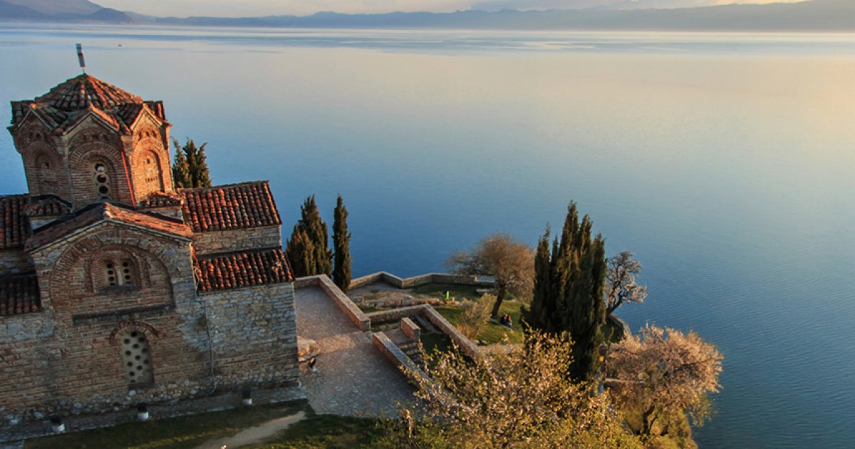 Transport to and from Macedonia - bring.se/en