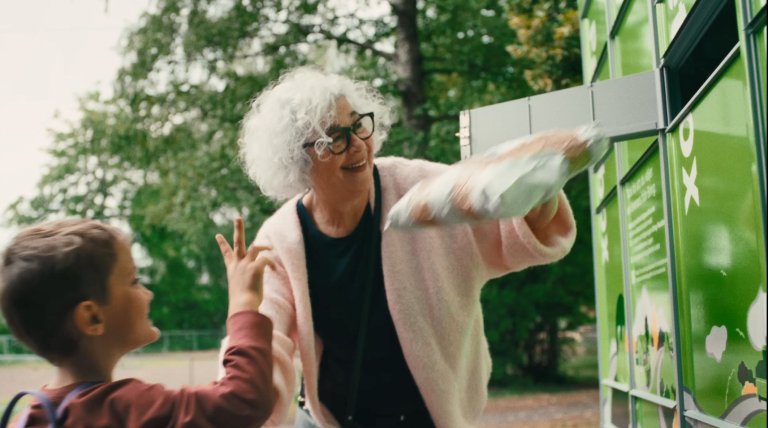 Hämta och lämna paket i Brings paketboxar - Bring.se